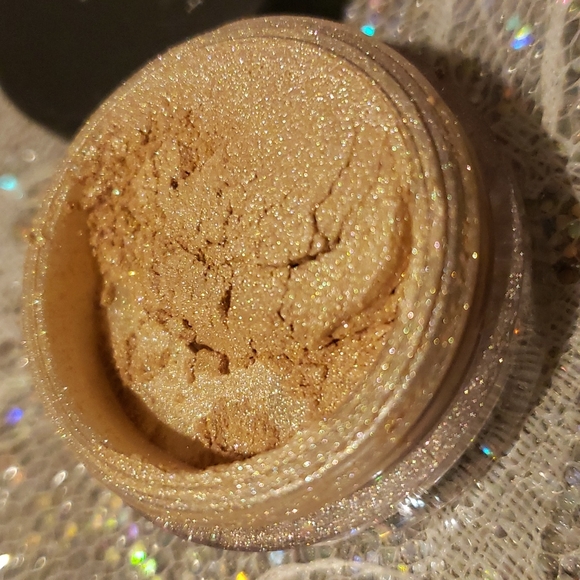 bareMinerals | Makeup | Queen Phyllis Bareminerals Discontinued Glimmer ...